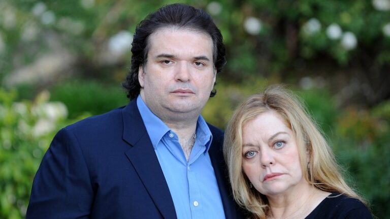 Disturbing Details Found In Brittany Murphy’s Autopsy Report - PicTellMe